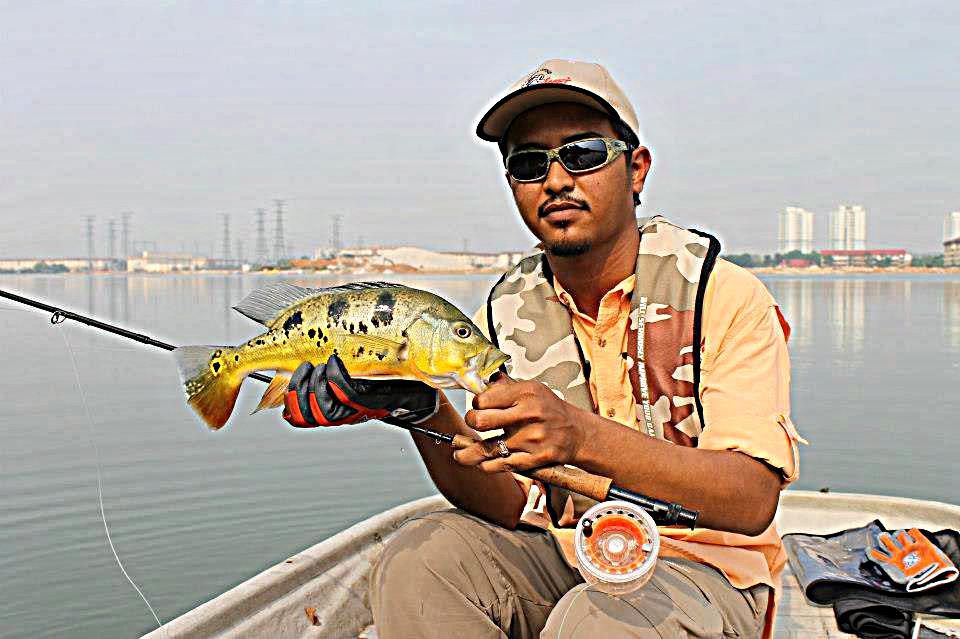 Fishing XPDC: Peacock Bass Tasik Puchong Prima (Landbase vs Boating)