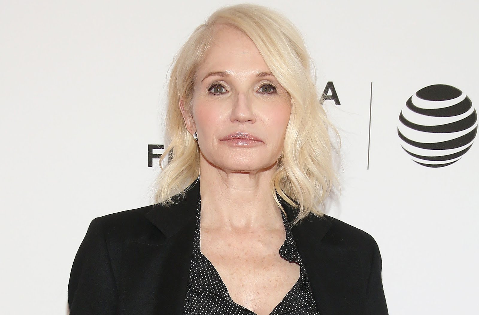 Ellen Barkin Biodata, Movies, Net-worth, Age, New Movies, Affairs, New ...