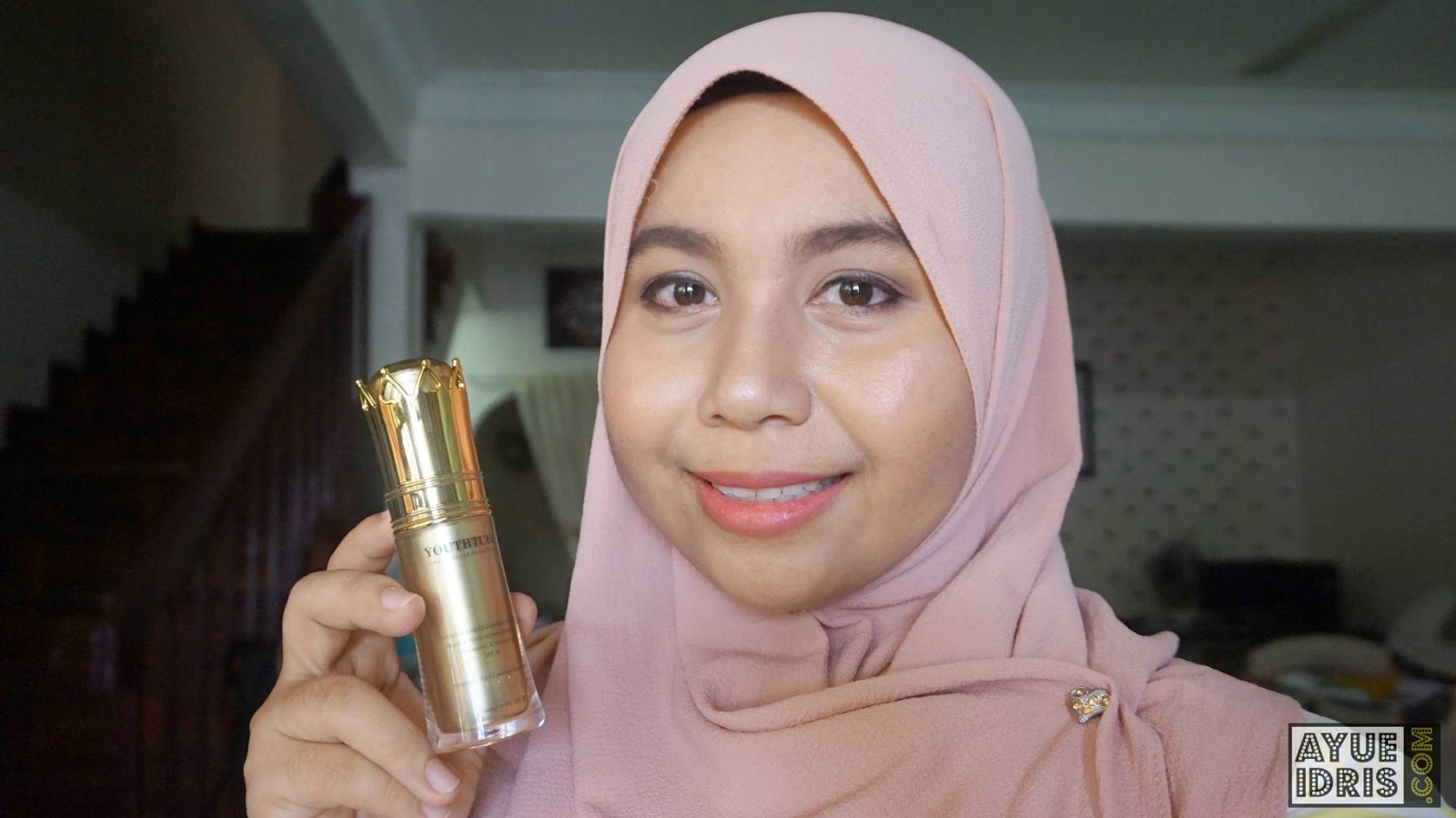 Review | Youthtube Time Capsule Foundation | AYUE IDRIS