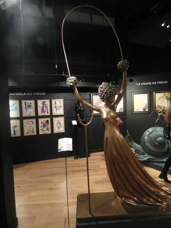 Espace Dali in Paris - LEXI LIKES