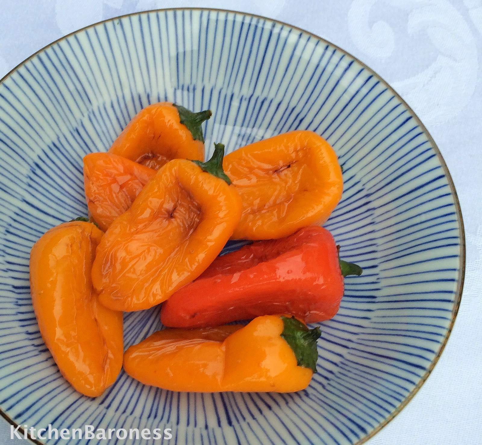 KitchenBaroness: Flashed Fried Mini Bell Peppers