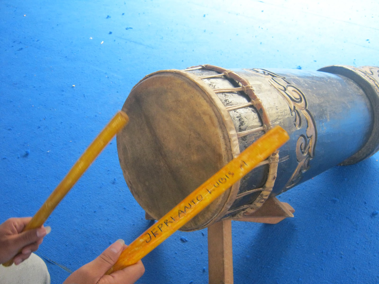 Azhar MJ_Jambi: ALAT-ALAT MUSIK TRADISIONAL MELAYU JAMBI