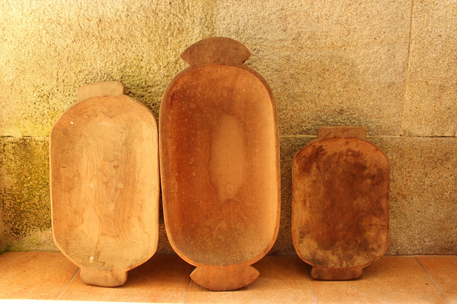 ANTICA MOBILI retro y vintage: BATEAS ARTESANALES DE MADERA