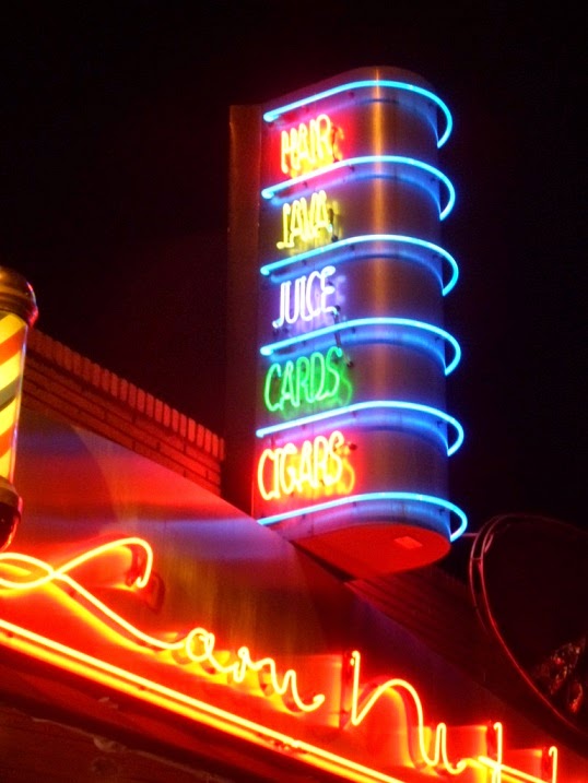 Marc Valdez Weblog: Interesting Albuquerque Signs VI