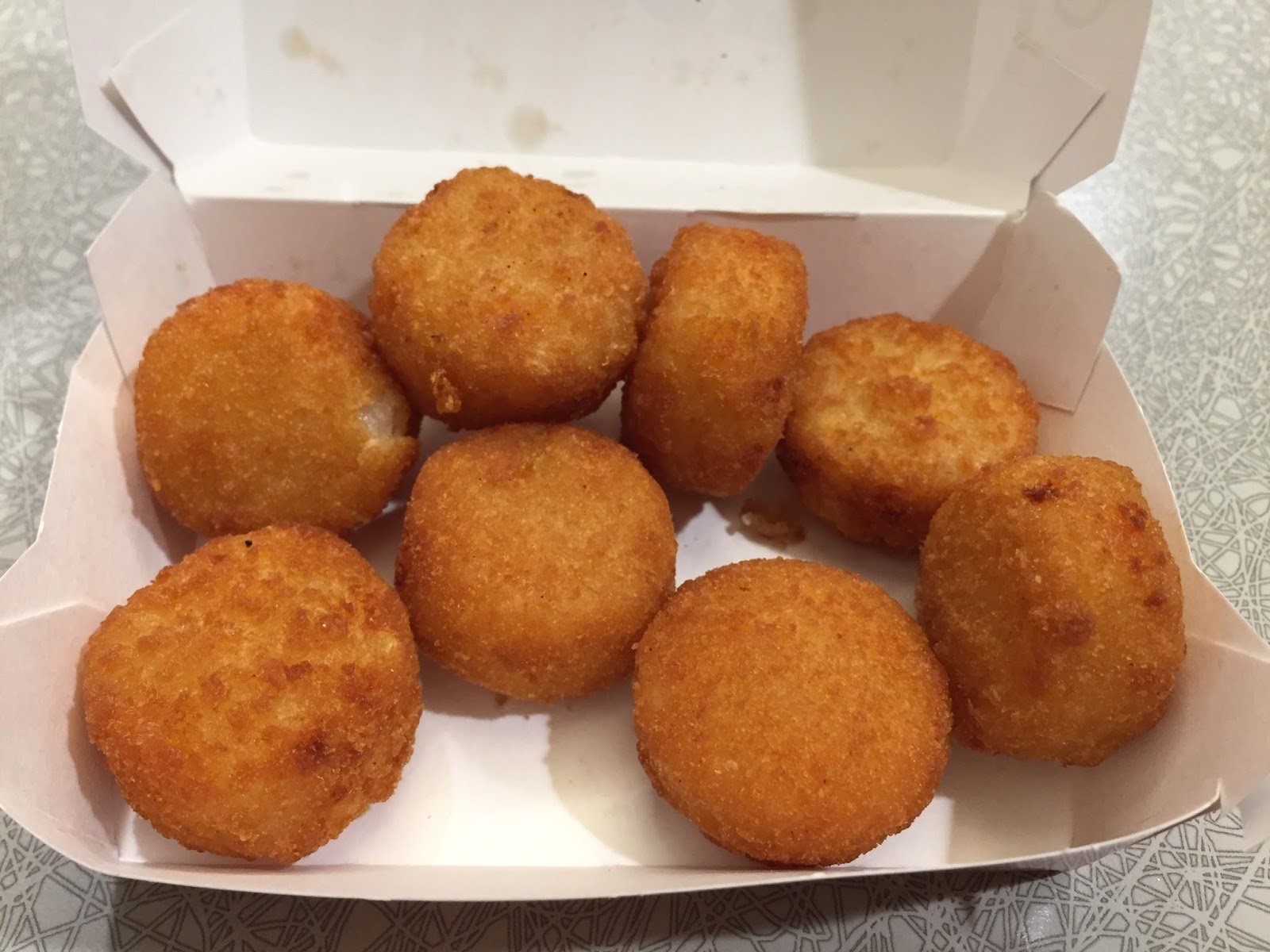 Cheesy Tots From Burger King / バーガーキングのチージートッツ ~ I'm Made of Sugar ...