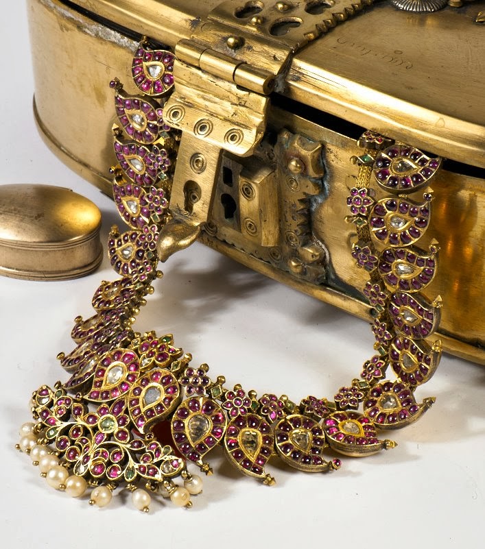 Uncut Diamond Mango Mala for Beautiful Bride