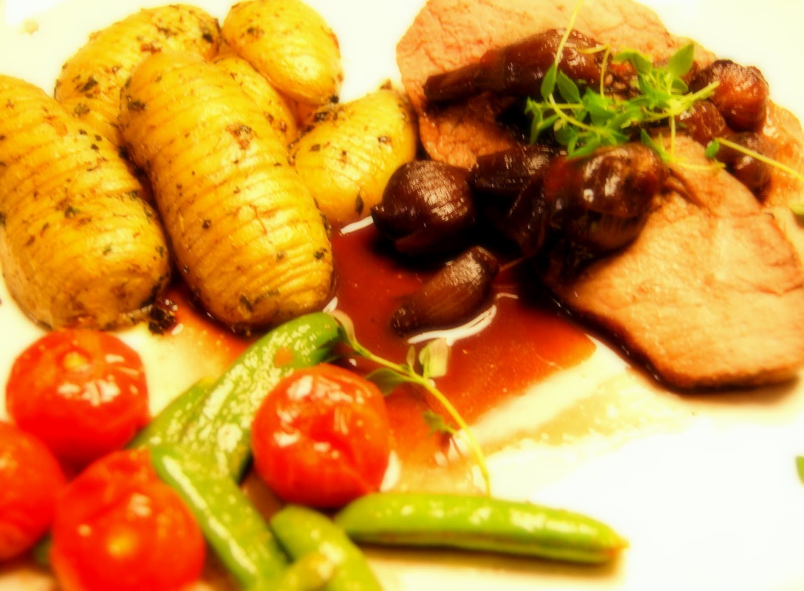 There's something about Norway: Beef steak with caramelized onions and ...