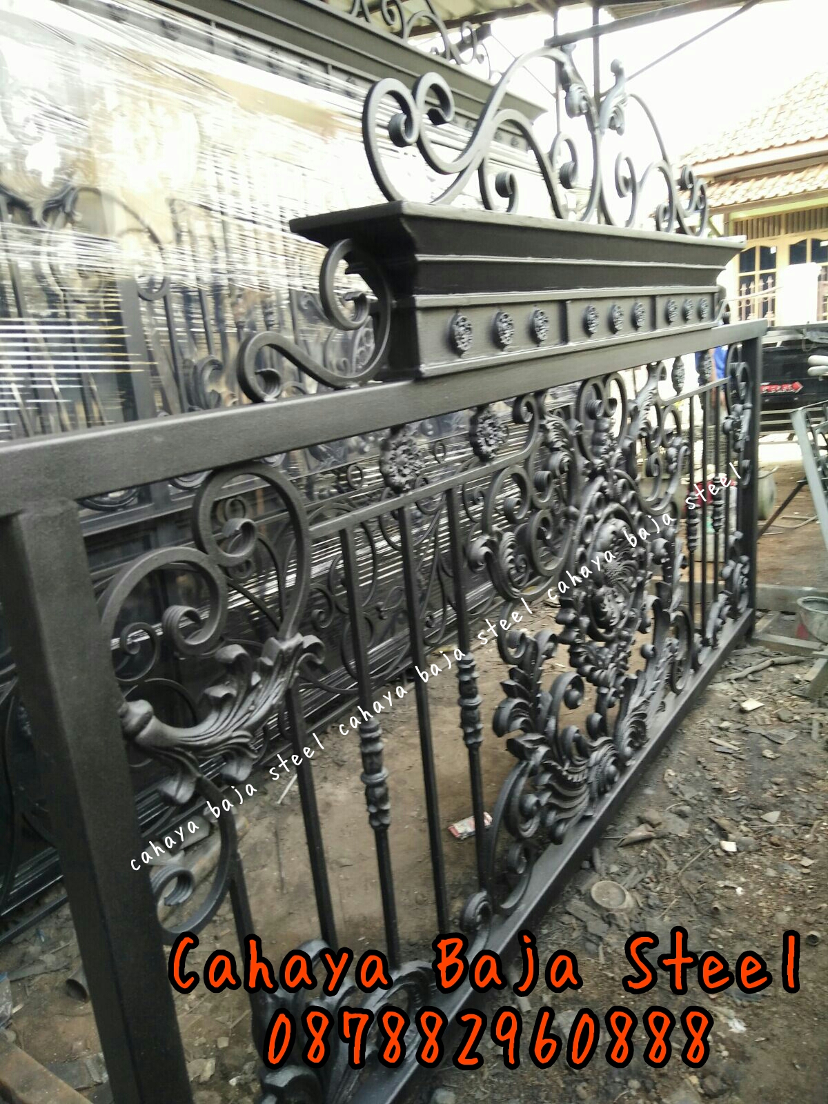 Besi Tempa Klasik: Macam macam pilihan pintu pagar besi tempa klasik ...