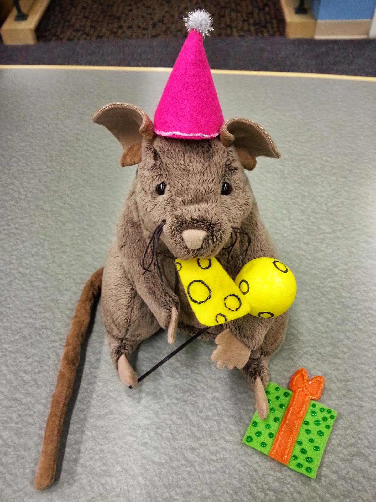 Library Village: Flannel Friday - Happy Birthday Mouse