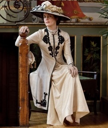The Confident Journal: Downton Abbey Inspired: The Lady Grantham Dress
