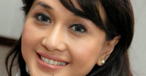 Biography Paramitha Rusady - Celebrity profile©