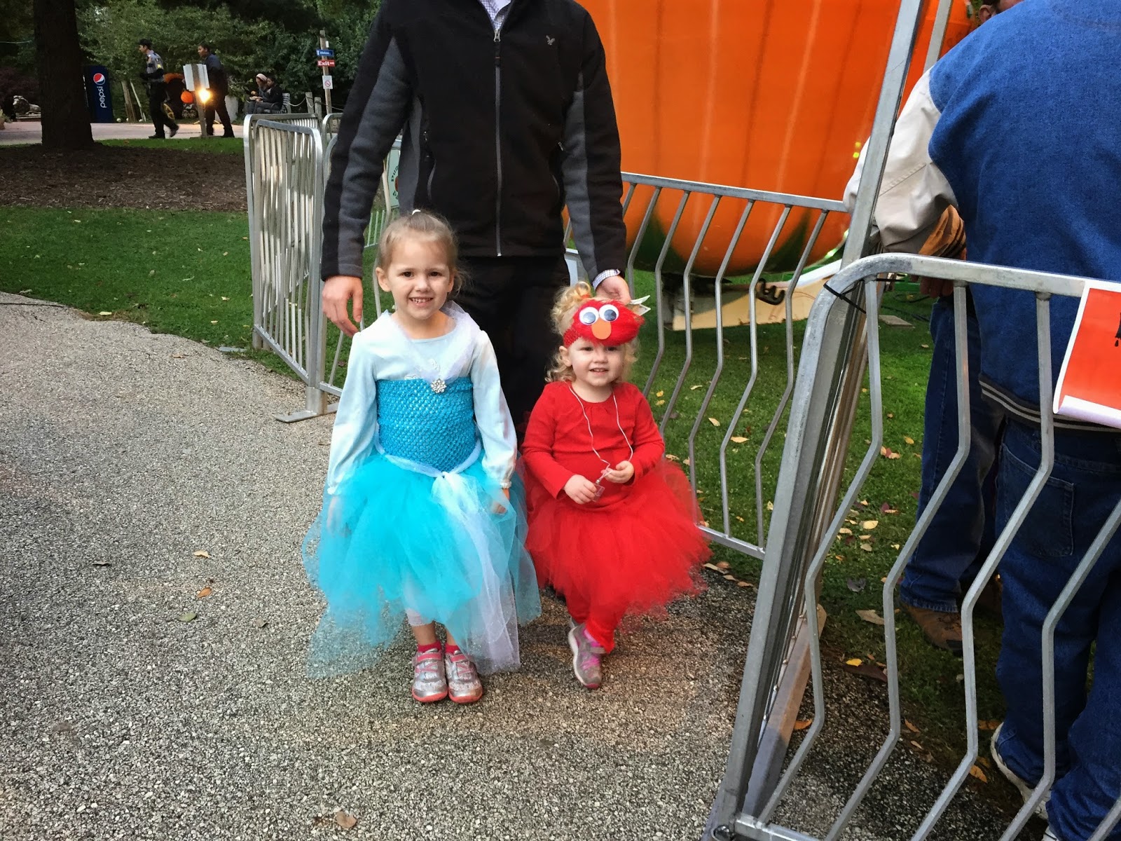 Zero to Crafty: Halloween Costumes (Elmo toddler girl costume DIY) - I ...