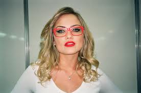 Artistas Fotos Blog: Ellen Roche Linda Mulher Mangaba