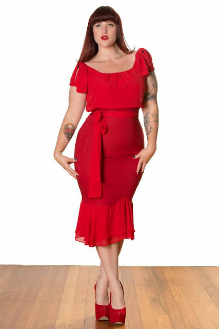 Curves to Kill...: Stop Staring!