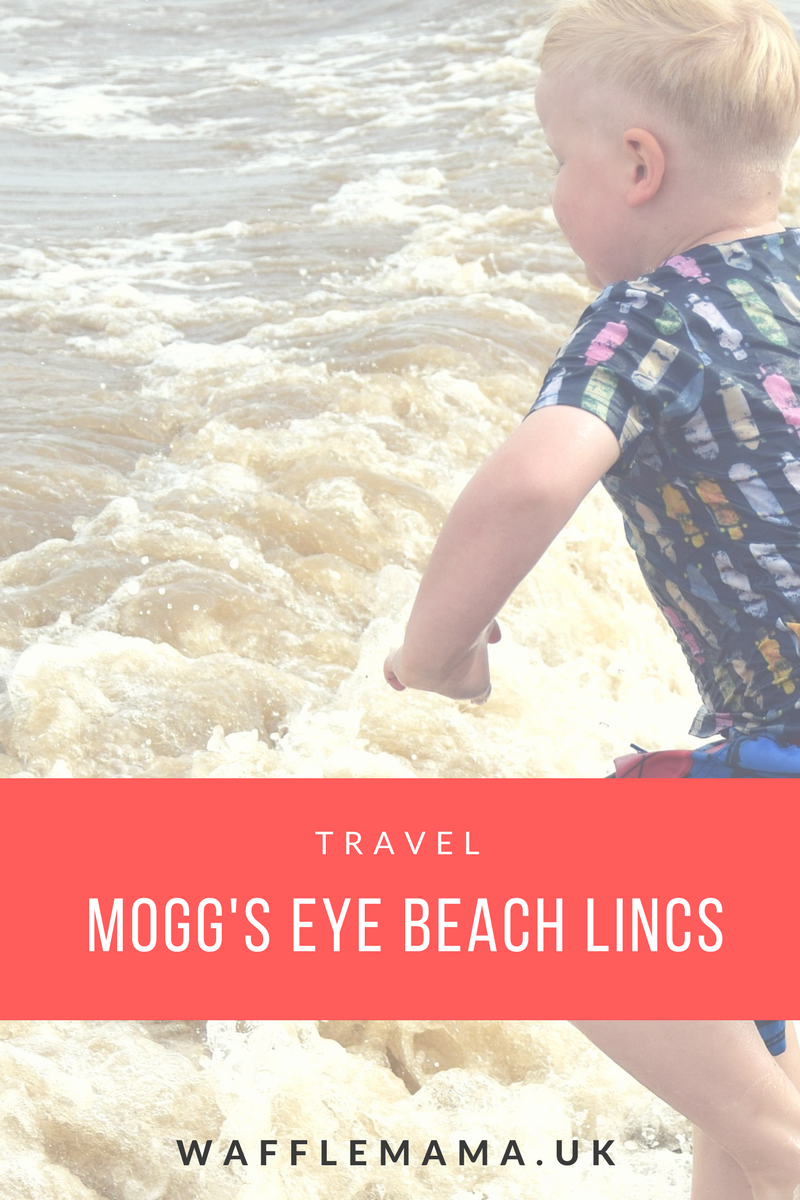 Wafflemama.: Exploring Moggs Eye Beach || Lincolnshire