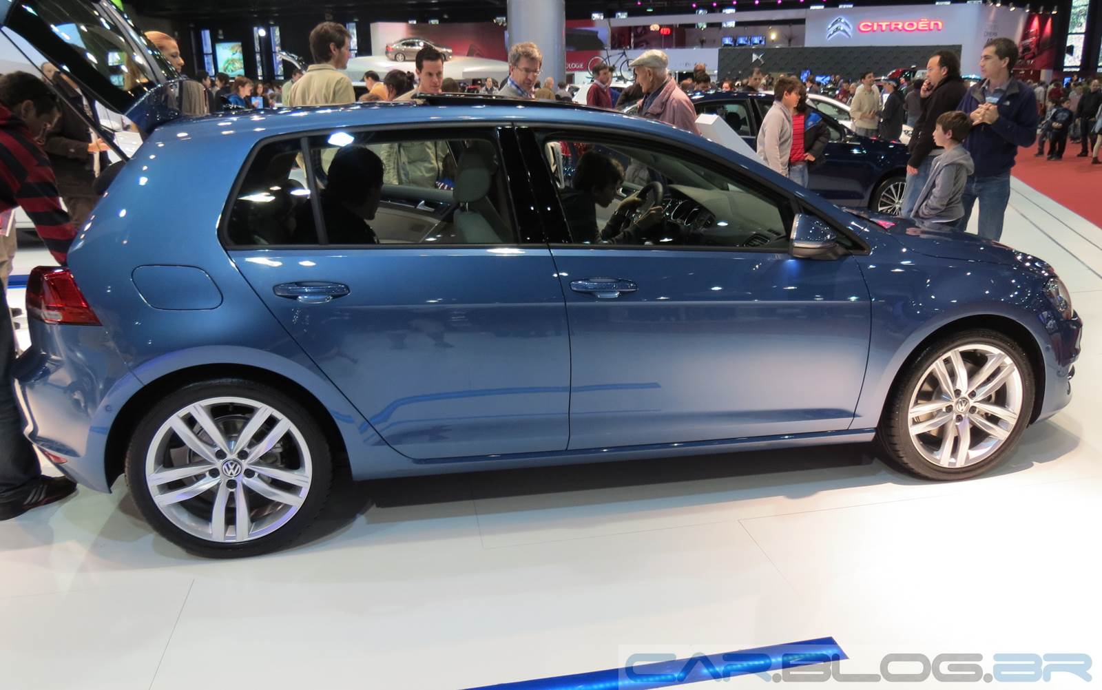 Vídeo: VW Golf 7 em Buenos Aires: Highline e GTI