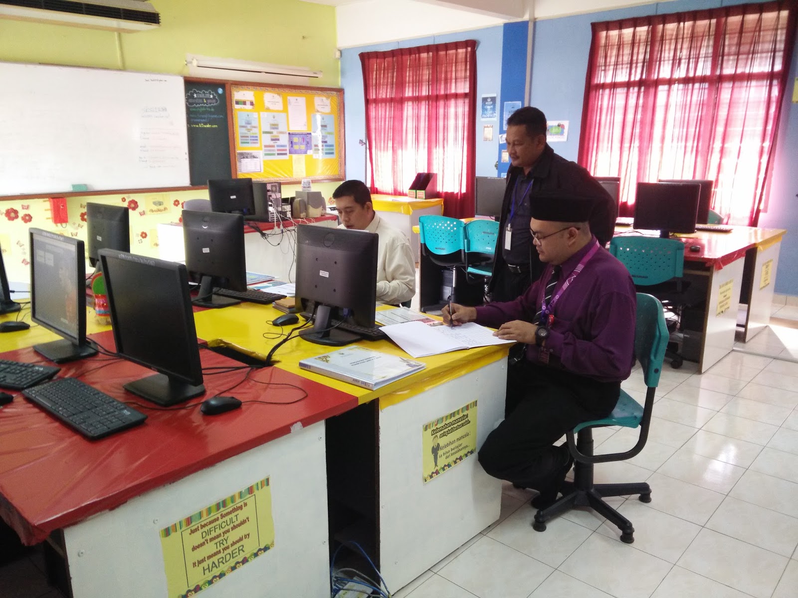 SEKOLAH KEBANGSAAN SUNGAI LEREK: PEMANTAUAN ANUGERAH PENGURUSAN MAKMAL ...