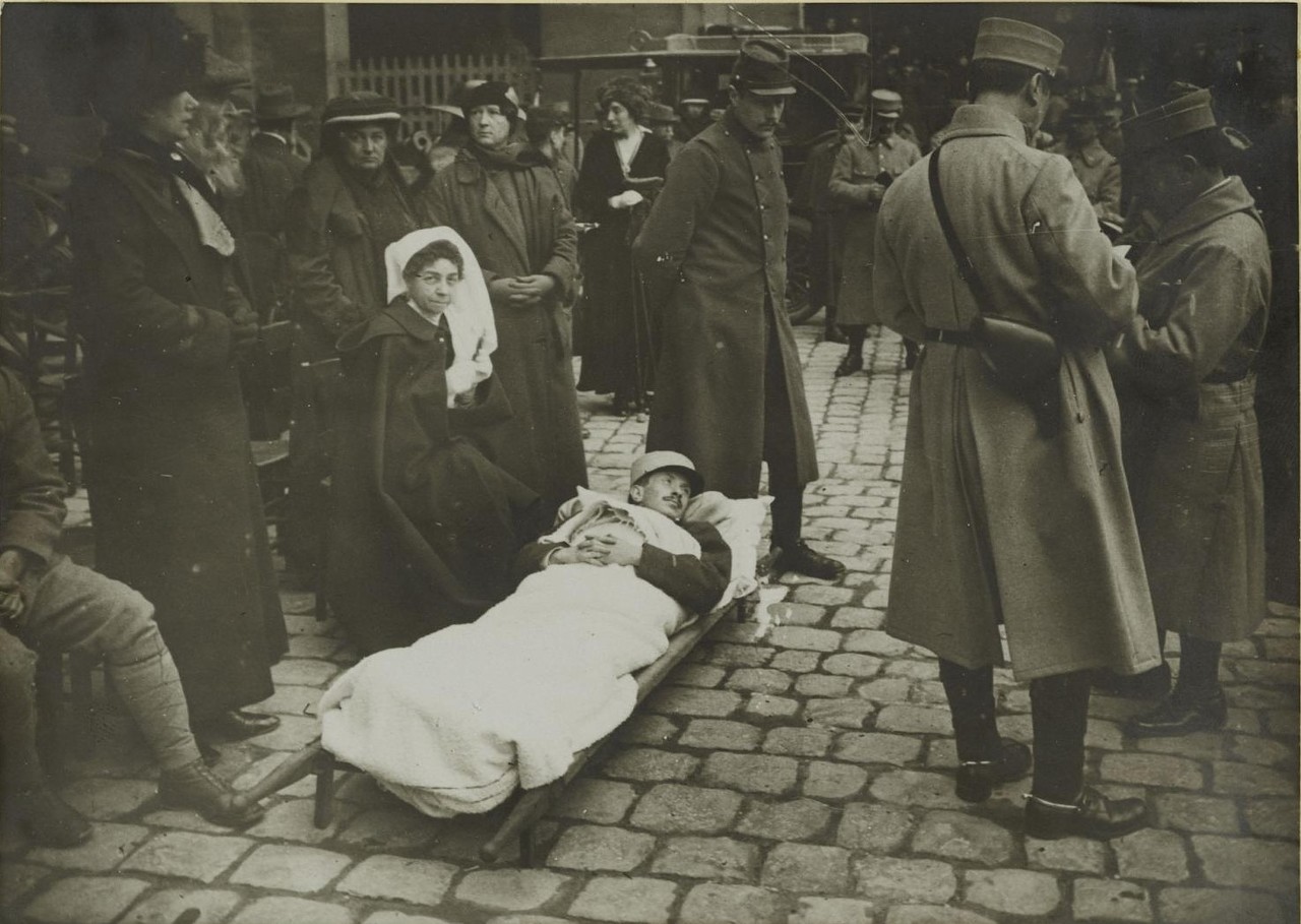 The War Seen From the Street: Rare and Astonishing Photos Document ...