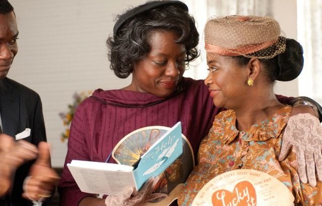 Mostly Movies: The Help Movie Review: Subtlety Is not its Strong Point