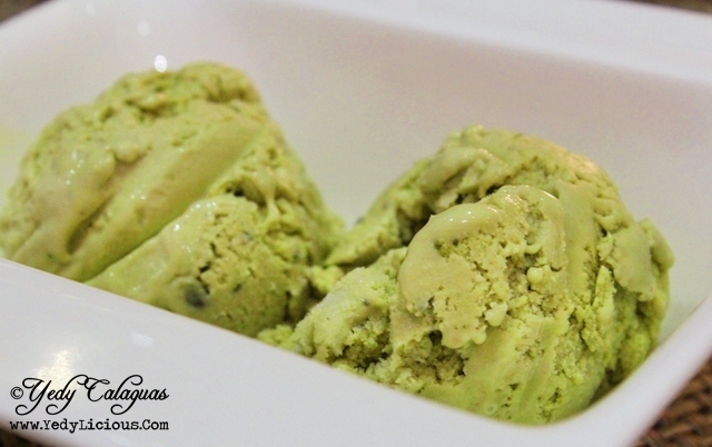 Lobster Buffet at Corniche, Diamond Hotel Manila, Philippines ...