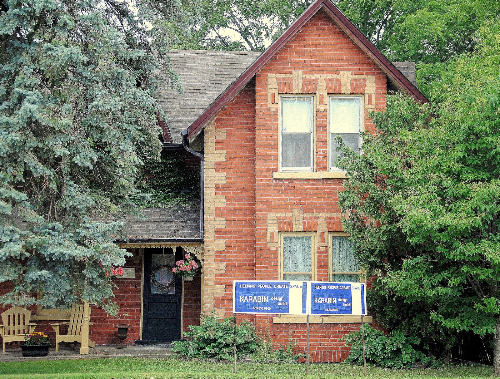 Camera on King & Aurora : The Wellesley House to be transformed...
