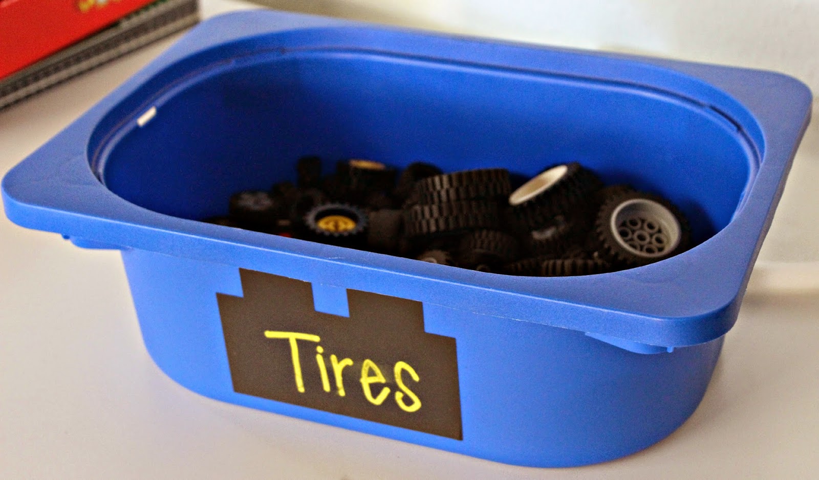 Kutz, Paper, Scissors: Lego Storage System