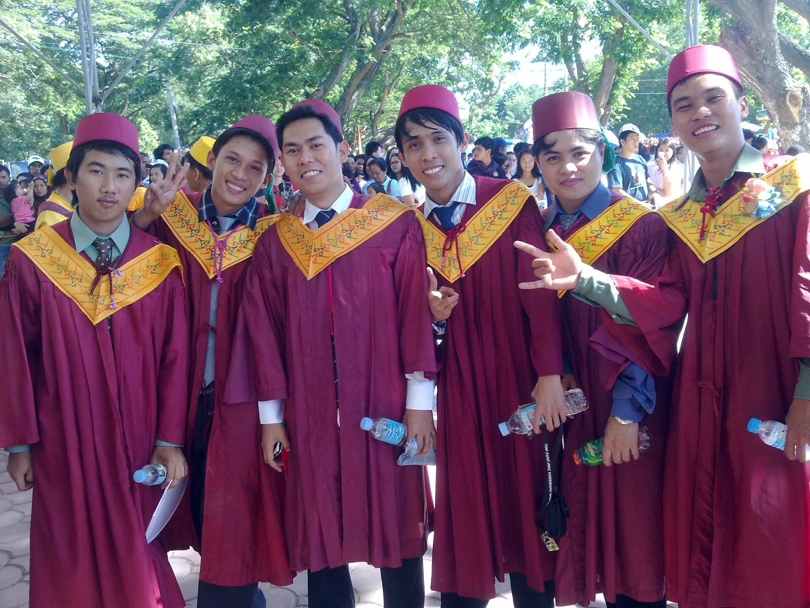 Sen. Antonio Trillanes IV Speaks in the 33rd Commencement Exercises of ...
