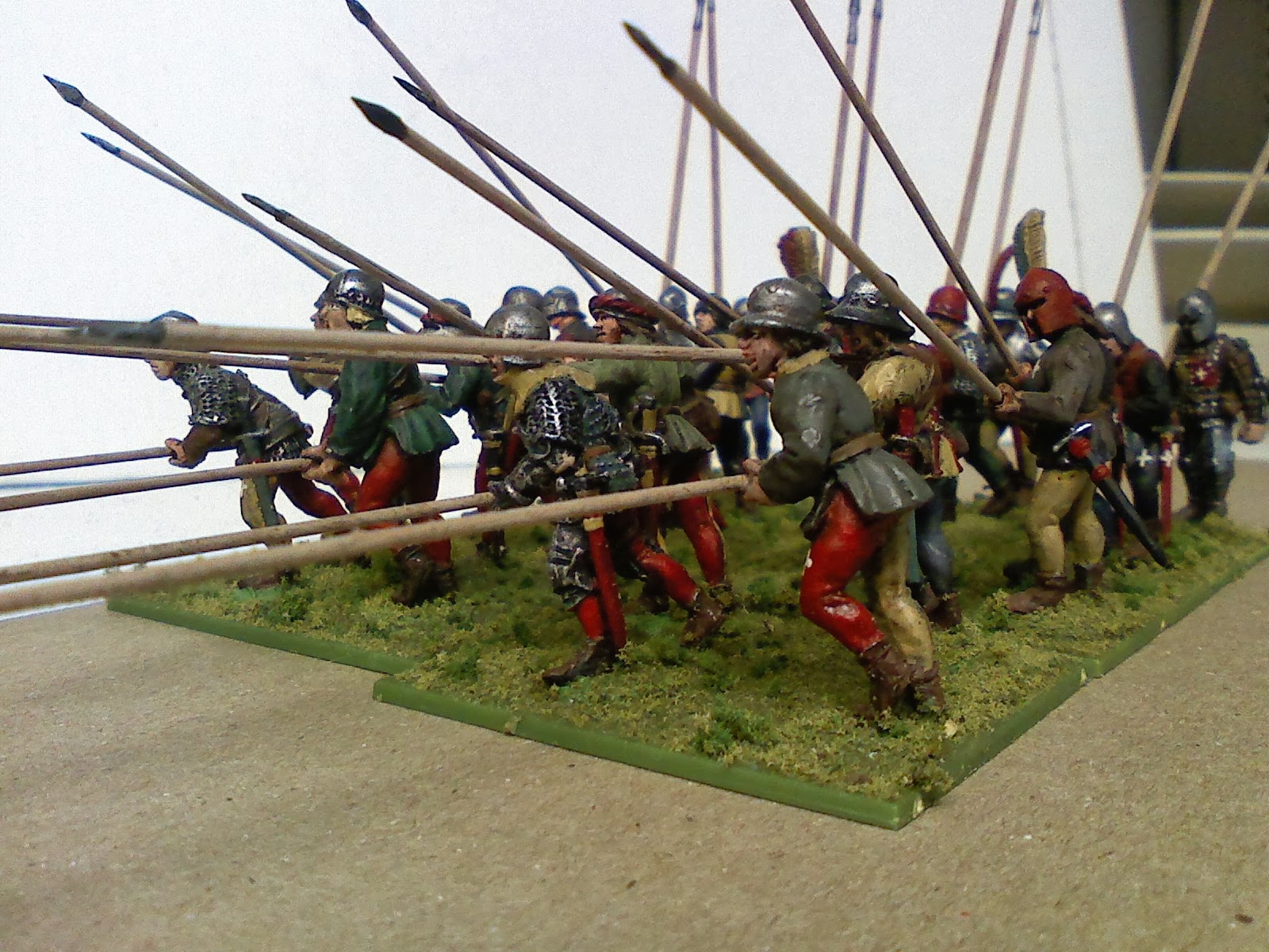 Residential Regiments: Finally some finished Swiss Pikemen!