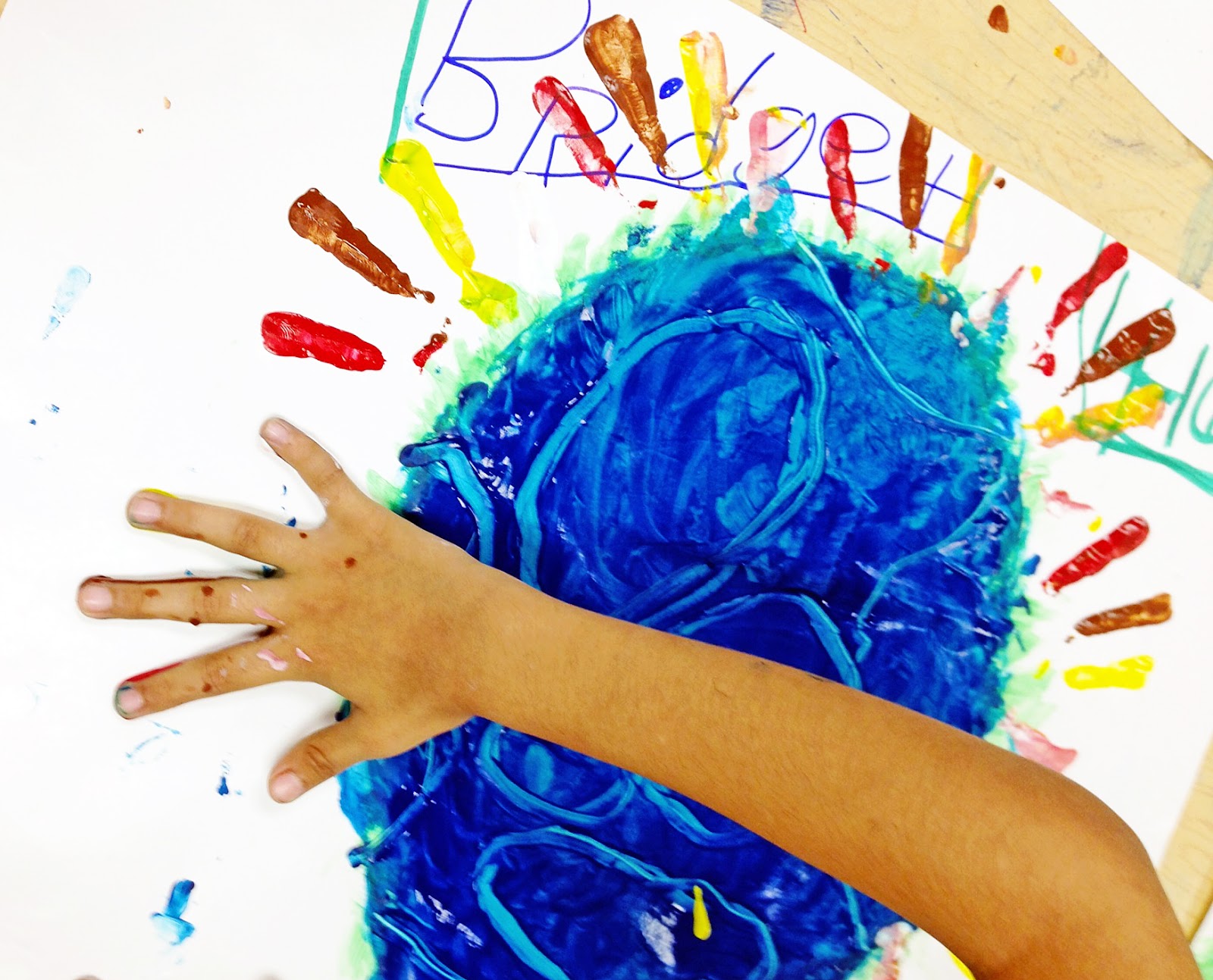 smART Class: Earth Day Finger Painting