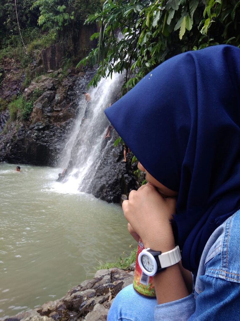 Curug Cikoneng Leuwiliang Bogor