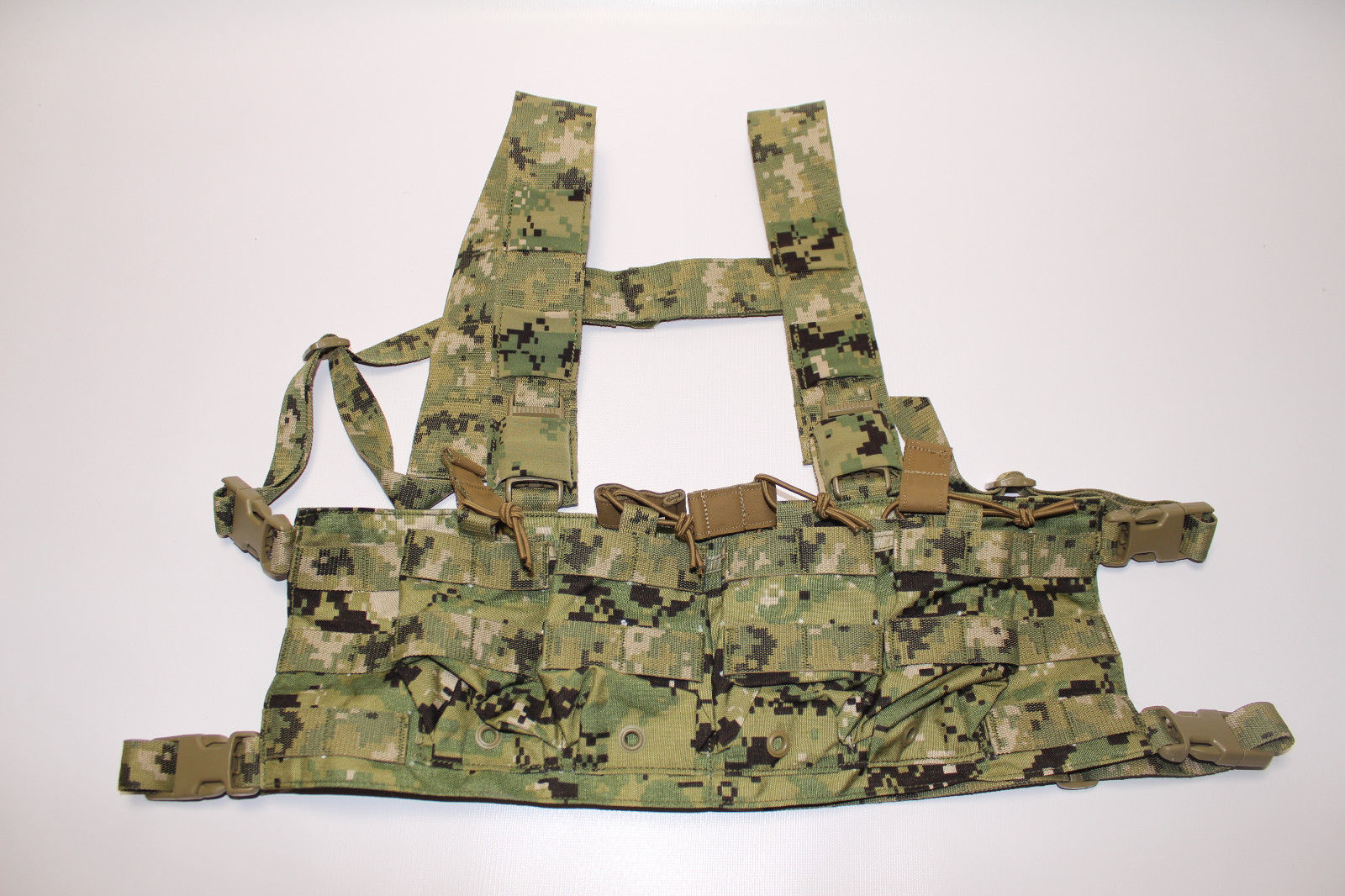 Webbingbabel: First-Spear SCAR Heavy Operator SHOCK Chest Rig AOR2