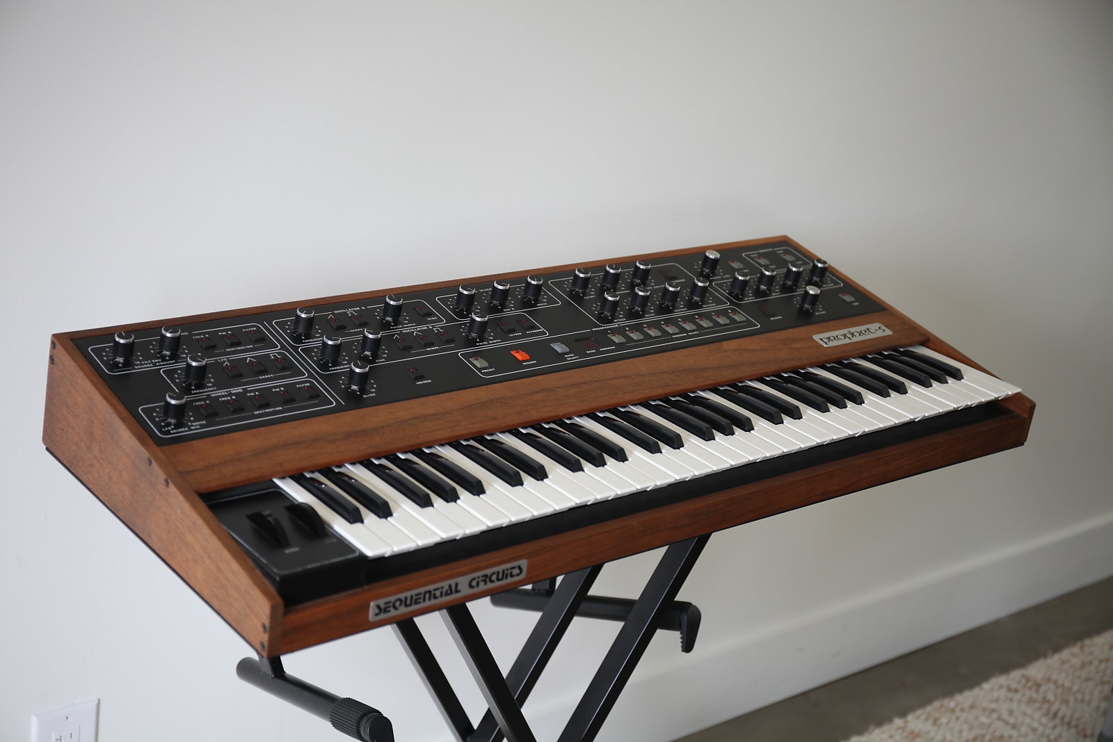 MATRIXSYNTH: 1980's Sequential Circuits Prophet 5 Rev 3.3 SN 5988