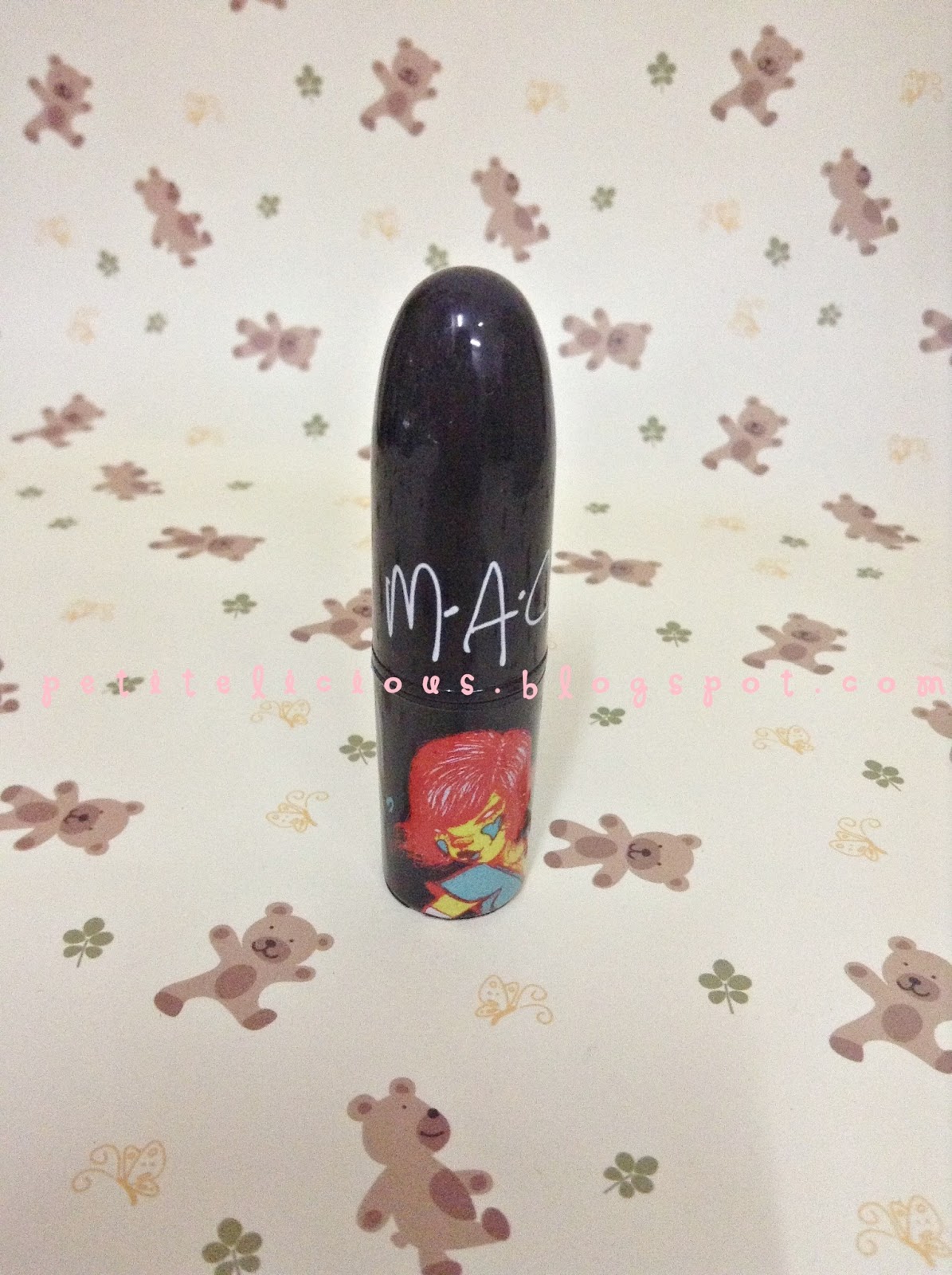 Petite Vanille: Review : FAFI for MAC Fun 'n' Sexy Lipstick