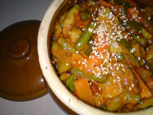 Cooking Pleasure: Vegetarian Mixed Vegetable Pickle [Achar Awak] - 2014