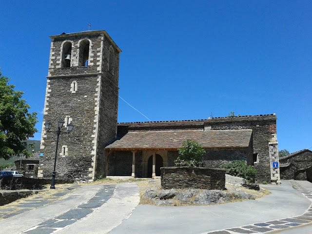 Donde me dejes llevarte: Ruta de la Arquitectura Negra: Campillo de Ranas
