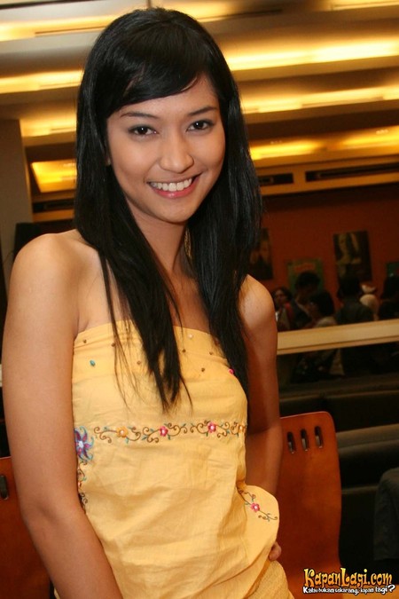 SulfiaNisty: Foto-Foto Anneke Jodi