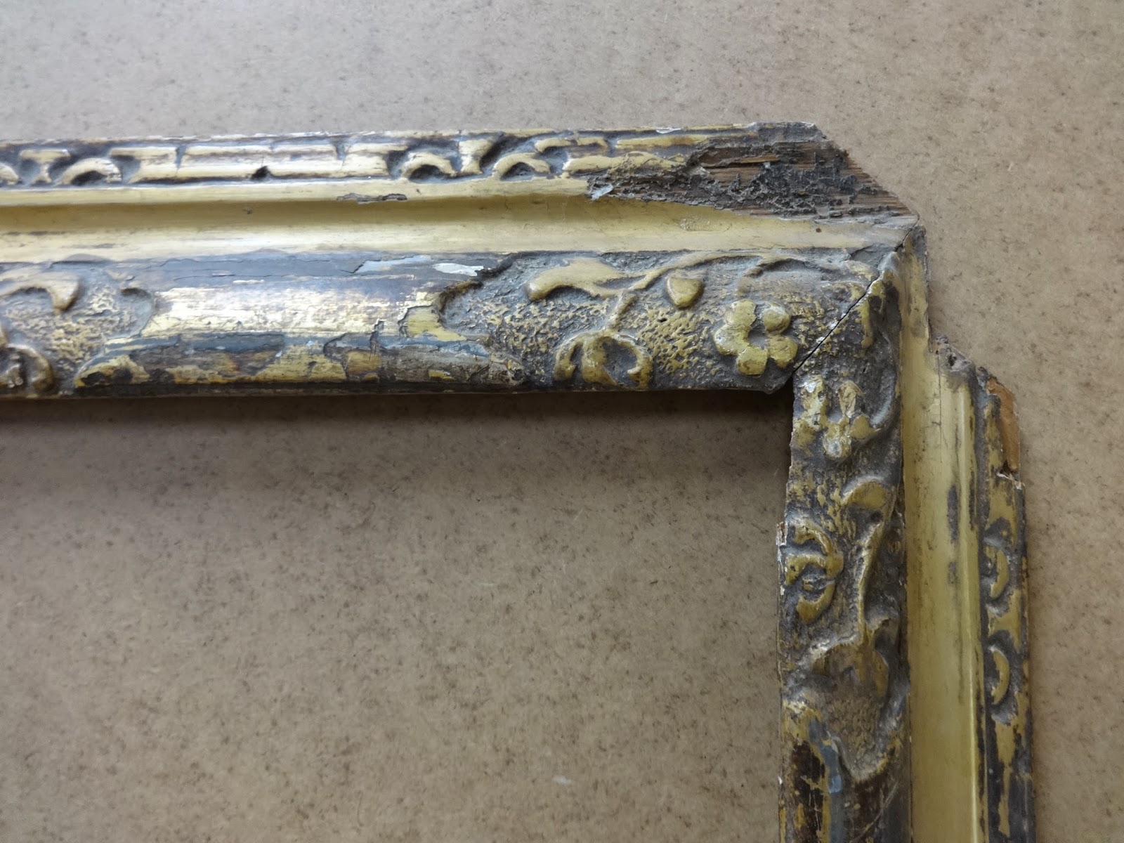 Antique Frame Sale: A 17th Century Lely Frame for Restoration