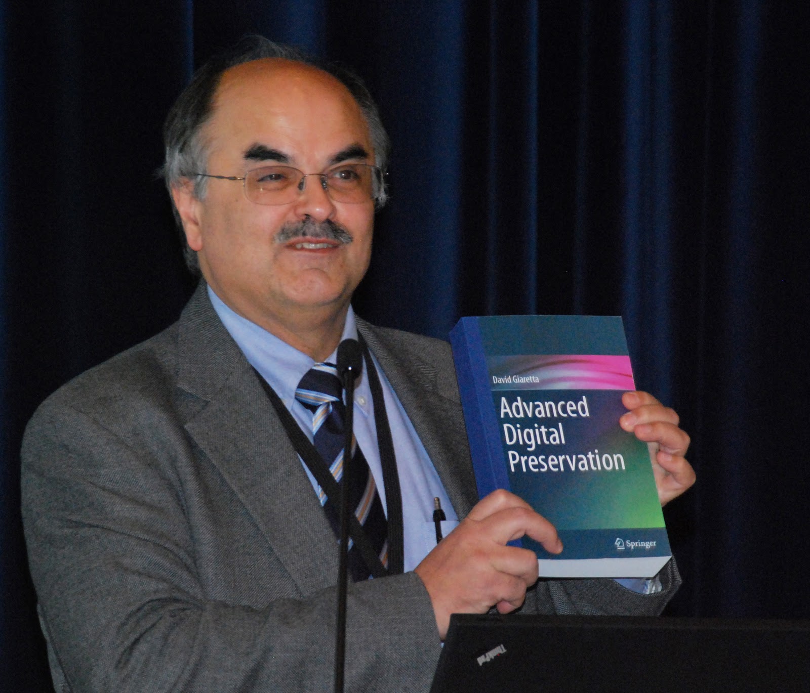 Duurzame toegang (long-term access): september 2011