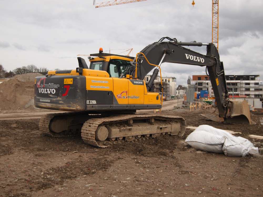 Schweres Gerät: Volvo EC 220 DL