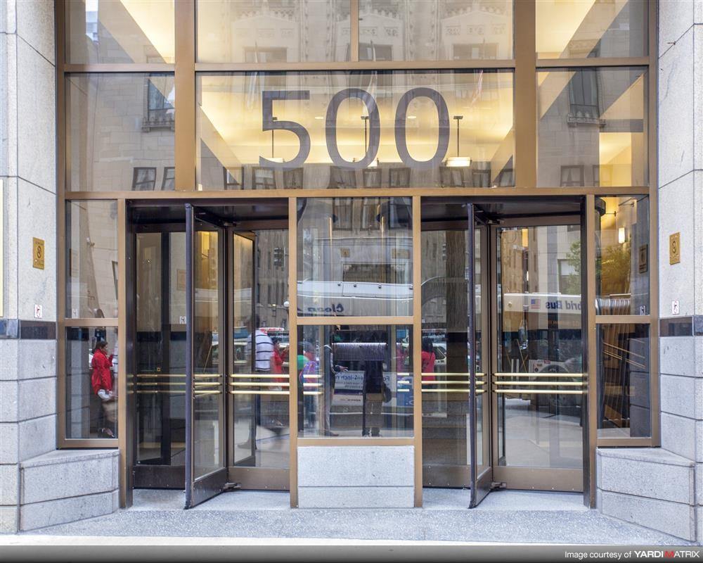 October 26, 1966 -- 500 North Michigan Avenue Topped Out | Connecting ...