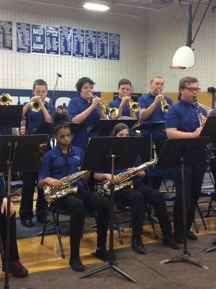 Talking Taylor Schools: HOOVER MIDDLE SCHOOL jazz band offers surprise