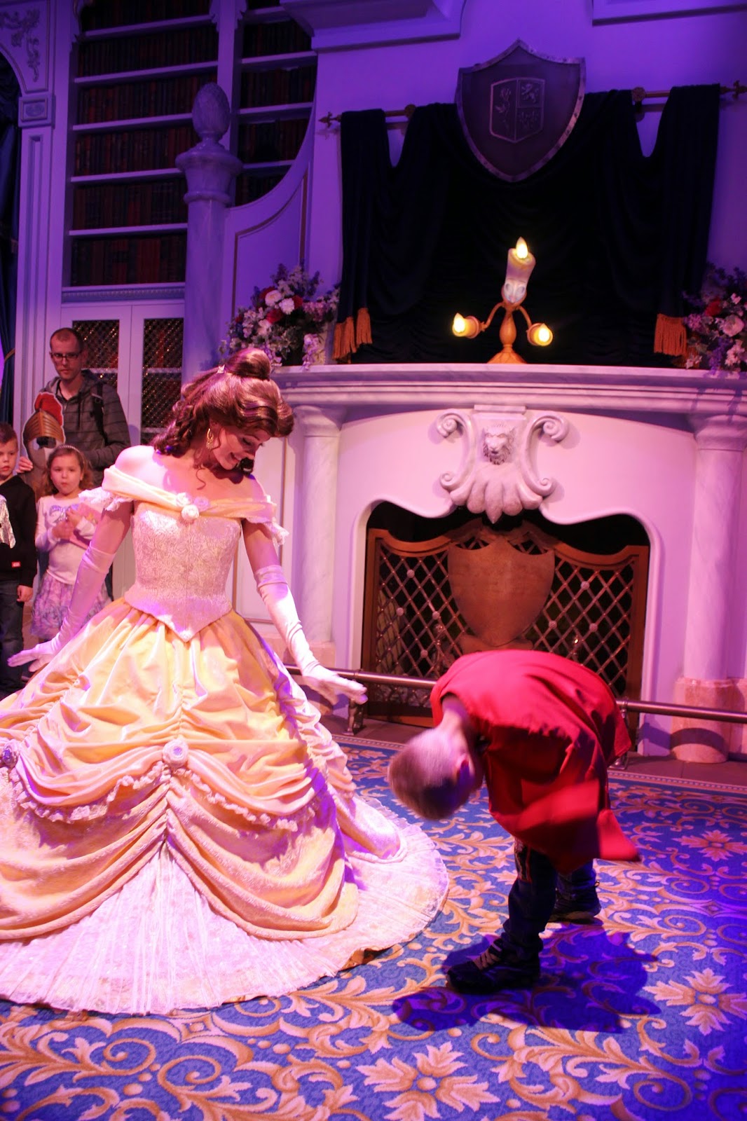 The Smerks: Disney 2014 - Magic Kingdom Friday - Storytime with Belle