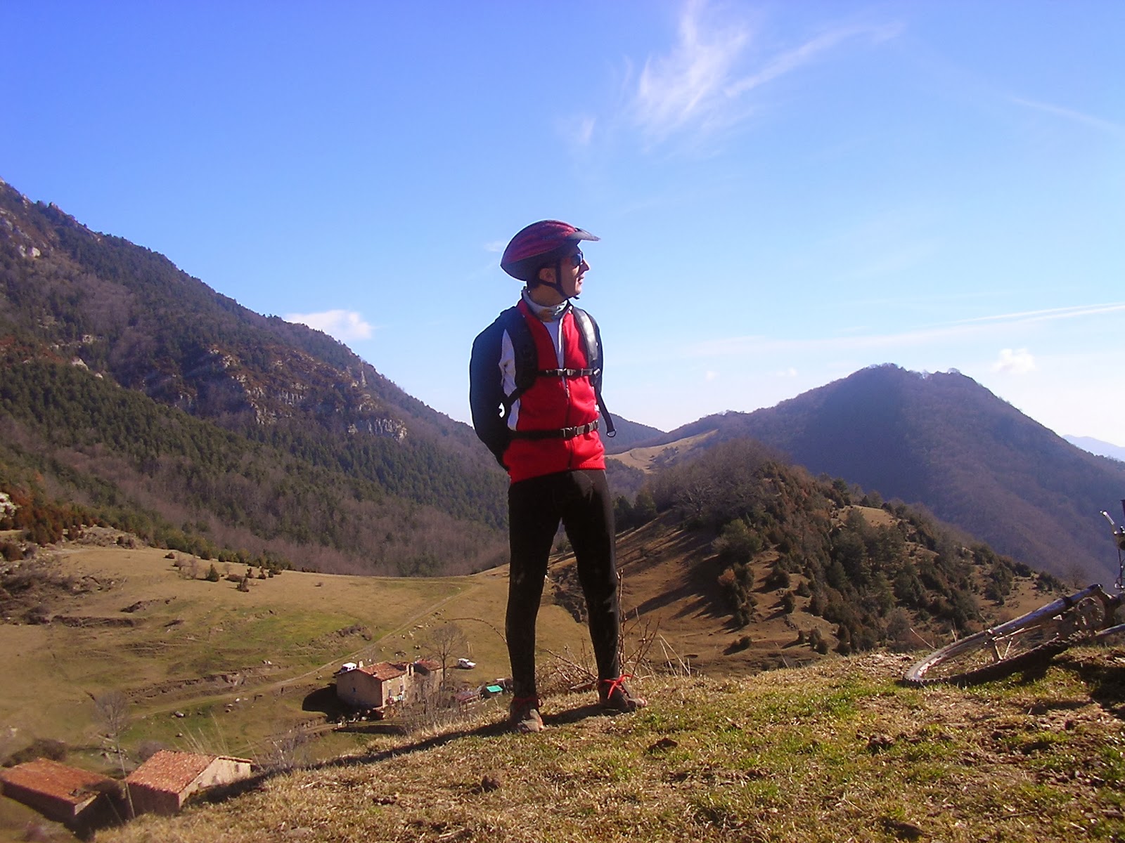 SI VENS AL RIPOLLÈS NO T'OBLIDIS LA BICICLETA: STA. MARIA DE VIDABONA