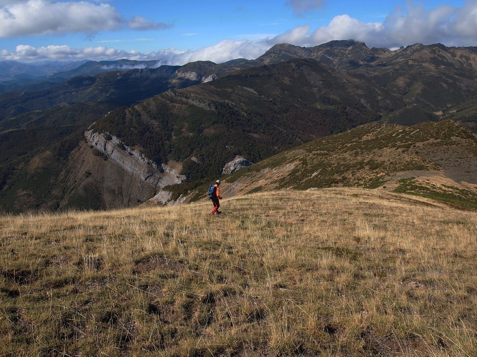 Cumbres de la Cordillera: Alto de La Panda y Peñas Corcadas