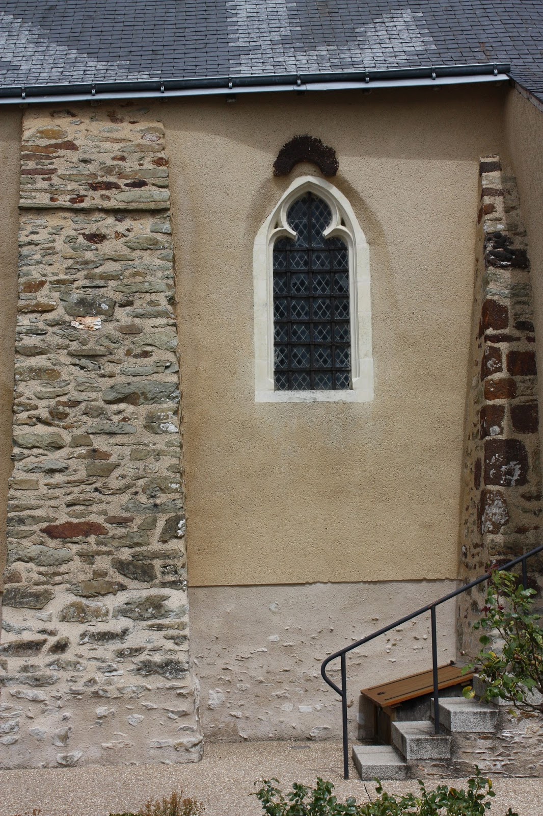 Atlas roman: Saint-Fort - Eglise Saint-Fort (53)