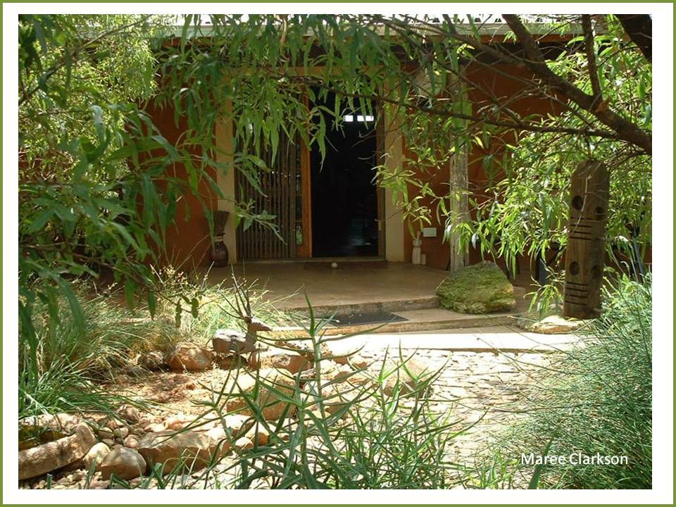 Hedgie's Nature Journal : A place where I can hang my heart...