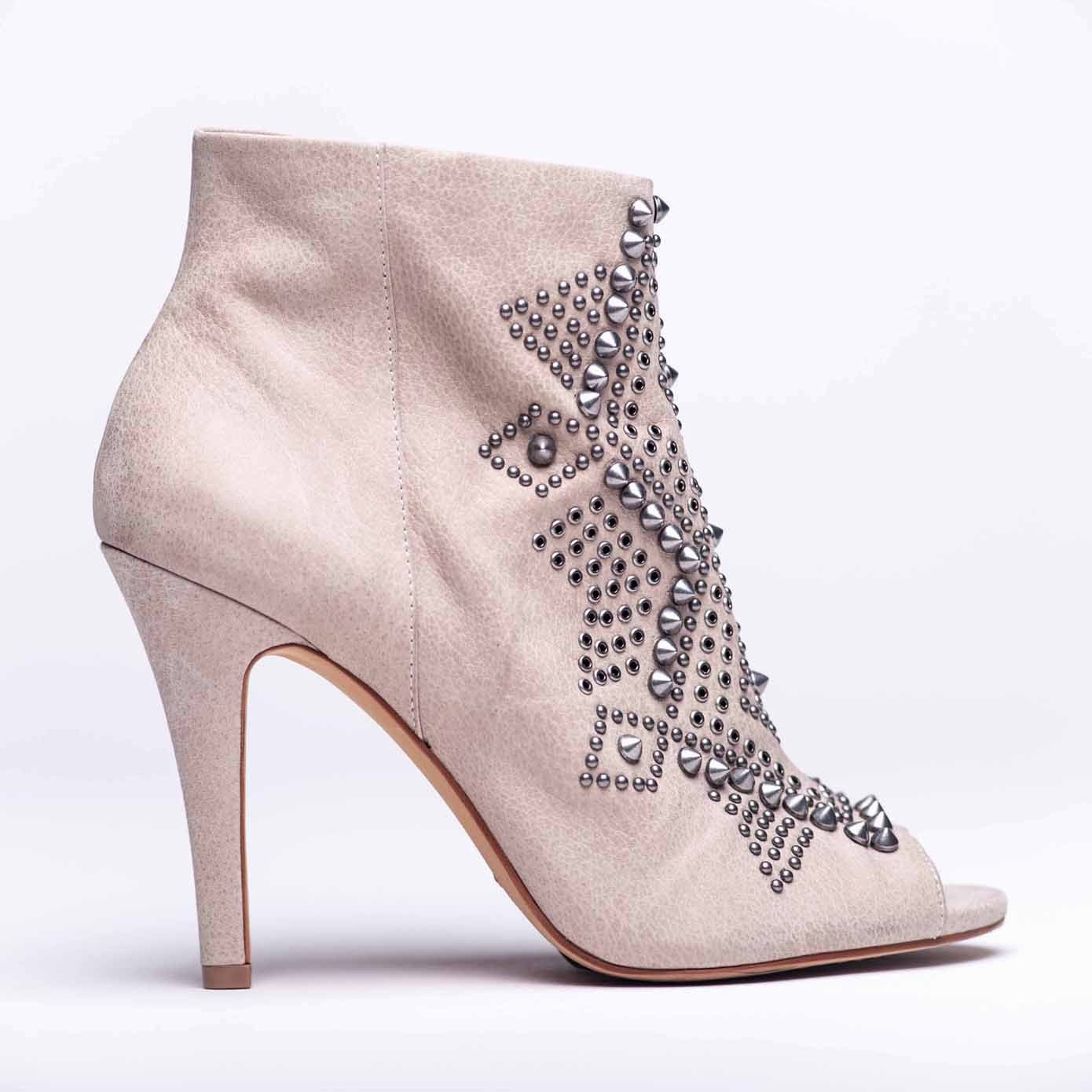 PUNTOMODA (EDICIONESSIBILA.COM): Vince Camuto presenta su nuevo modelo ...