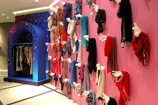 RetailStoreWindows.com: Selfridges, London