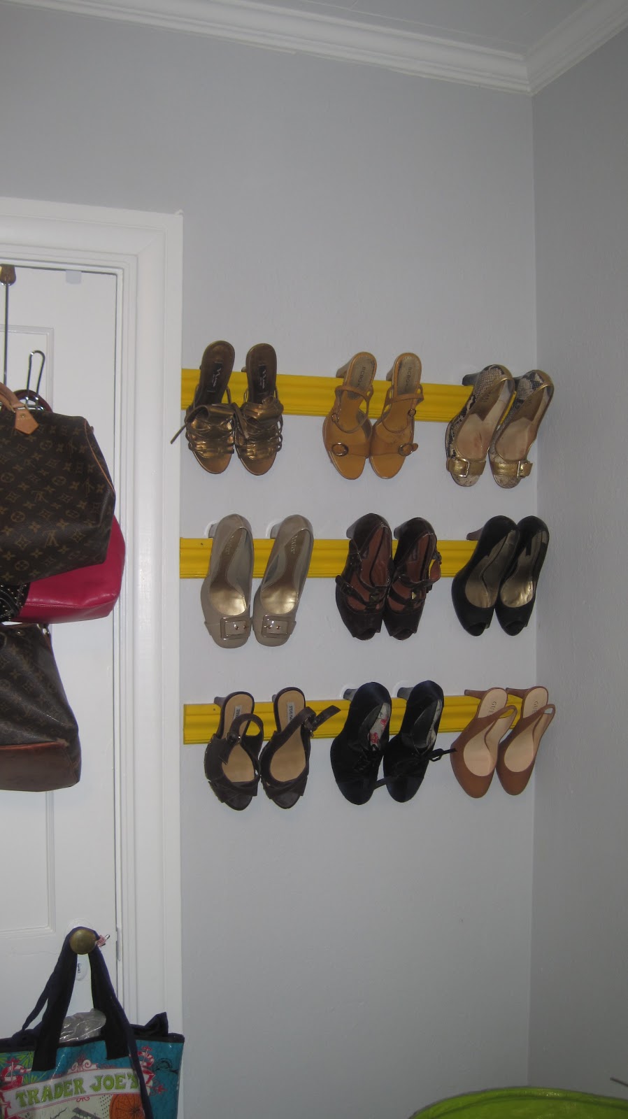 Nickles & Dimes: Decorative Shoe Rack