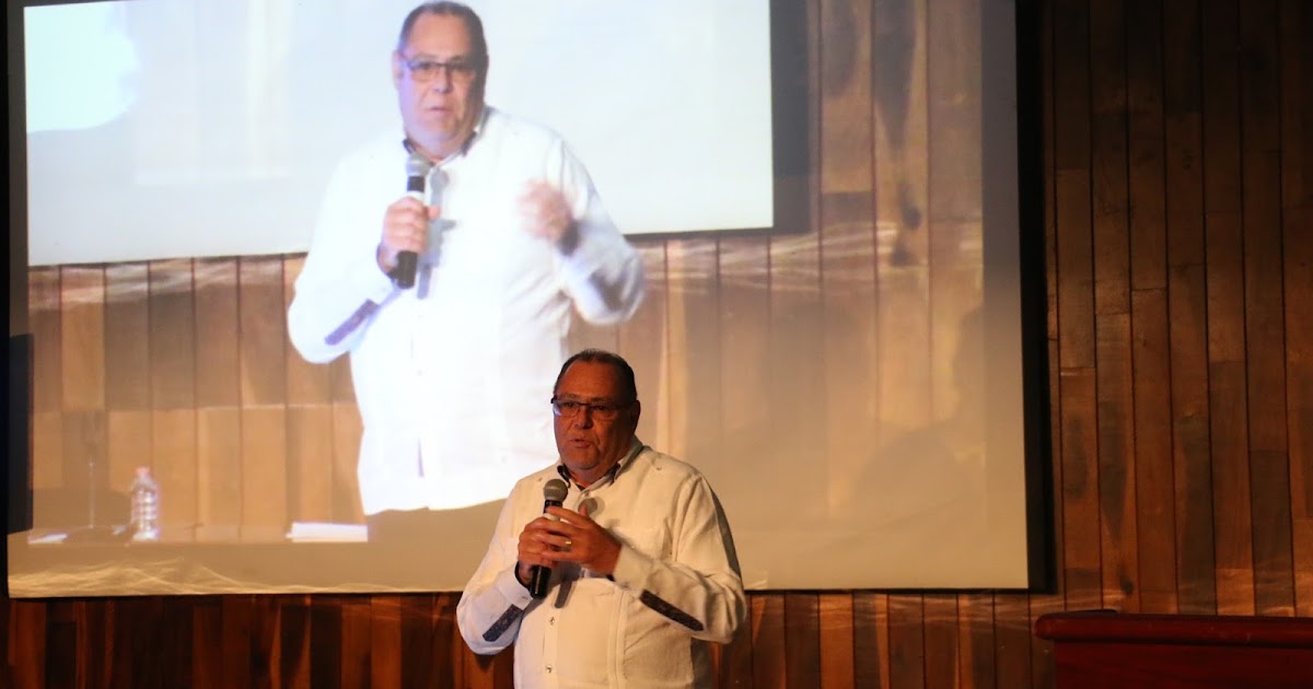 Jorge Zavala presenta sus propuestas en Foro Universitario en Materia ...